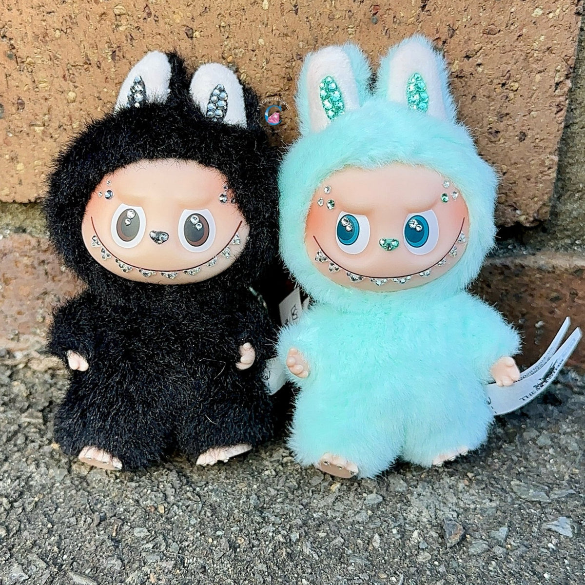 Crystal LABUBU THE MONSTERS - Pin For Love Vinyl Face Blind Box* – It's ...